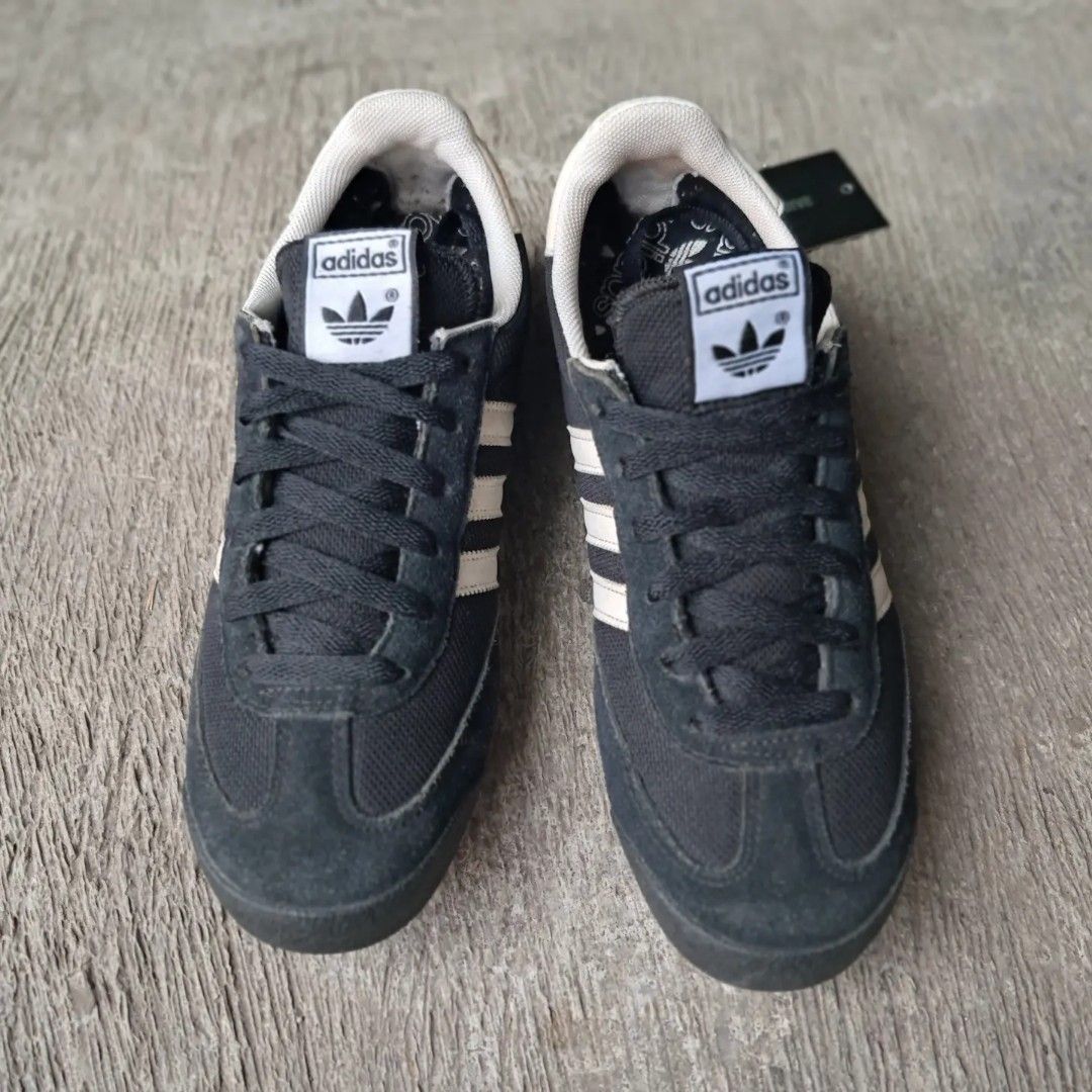 Sepatu Adidas Dragon Size 38 insole 24 cm hitam, Fesyen Pria, Sepatu ...
