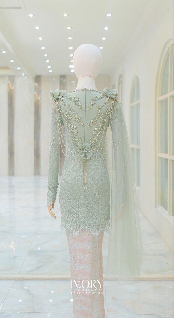 SEWA KEBAYA SAGE BY IVORY STUDIO RTW, Fesyen Wanita, Pakaian Wanita ...