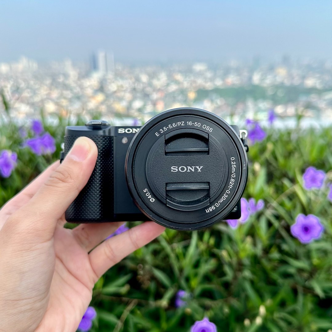 Sony A5000 Mirrorless Camera, Photography, Cameras on Carousell