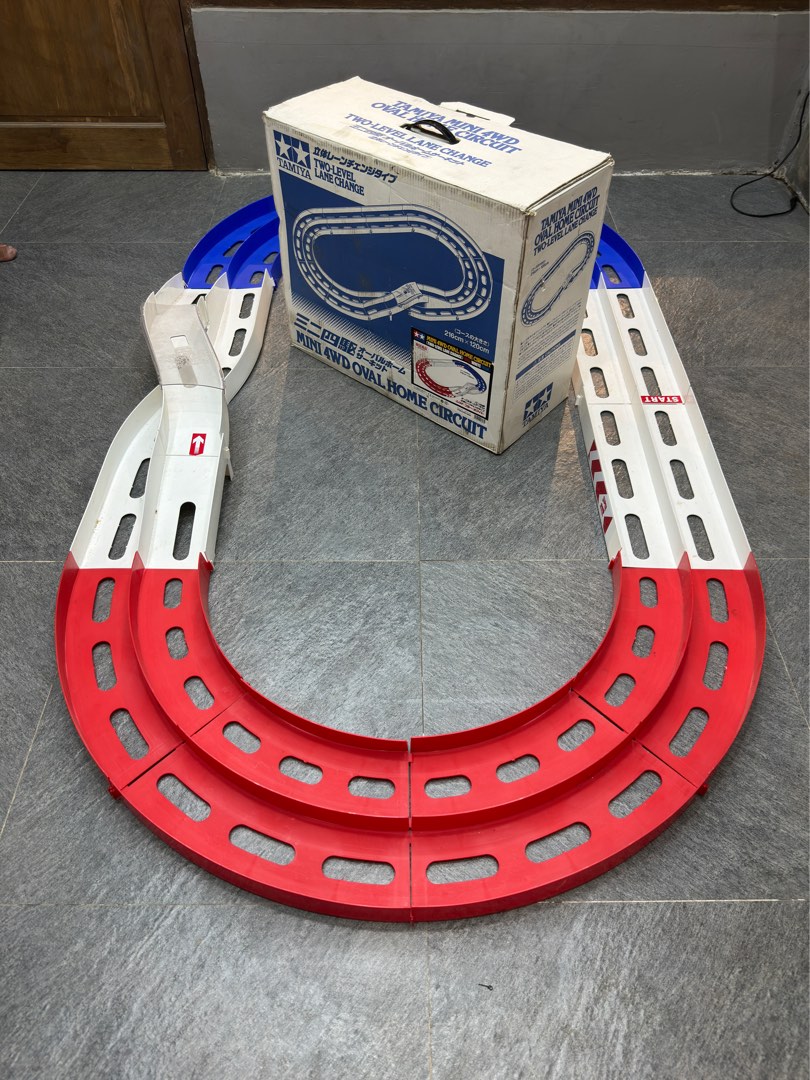 Tamiya racetrack, Hobbies & Toys, Toys & Games on Carousell