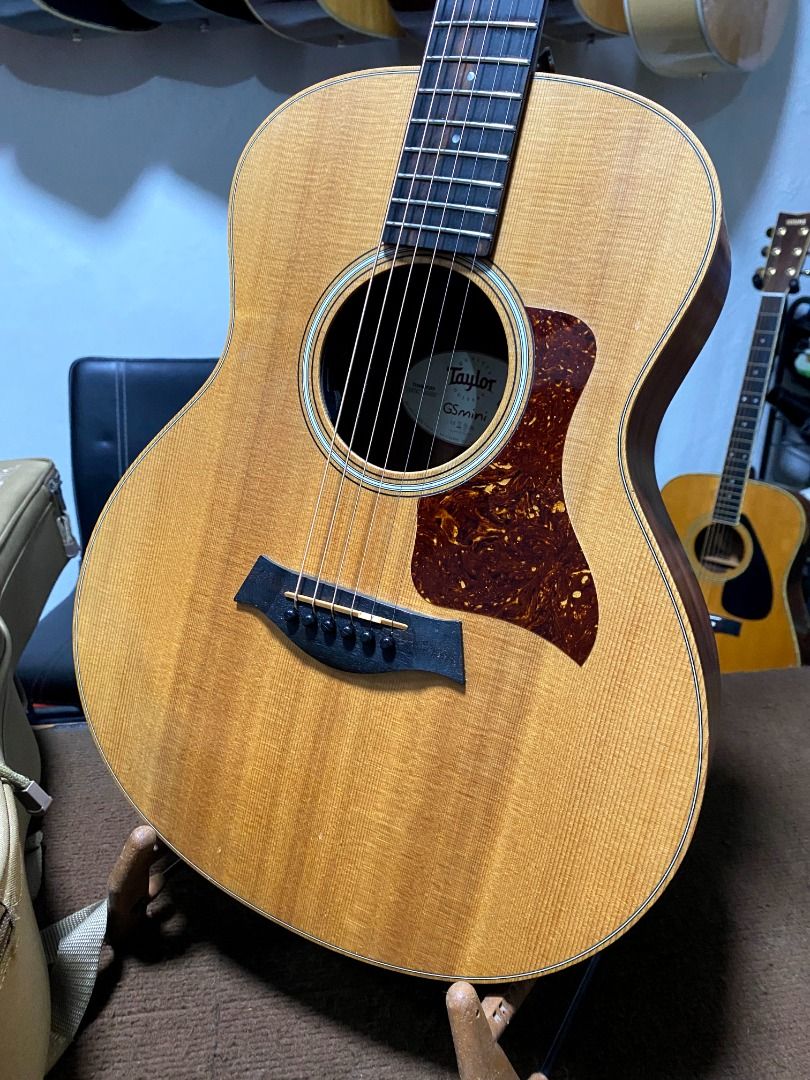Taylor GS-Mini Spruce Guitar, Hobbies & Toys, Music & Media, Musical ...