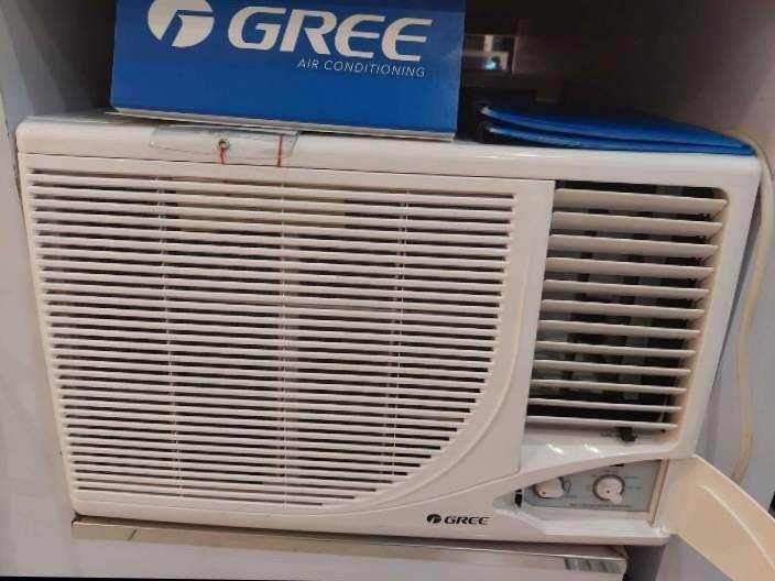 Gree Window Type Inverter & Non Inverter, TV & Home Appliances, Air ...