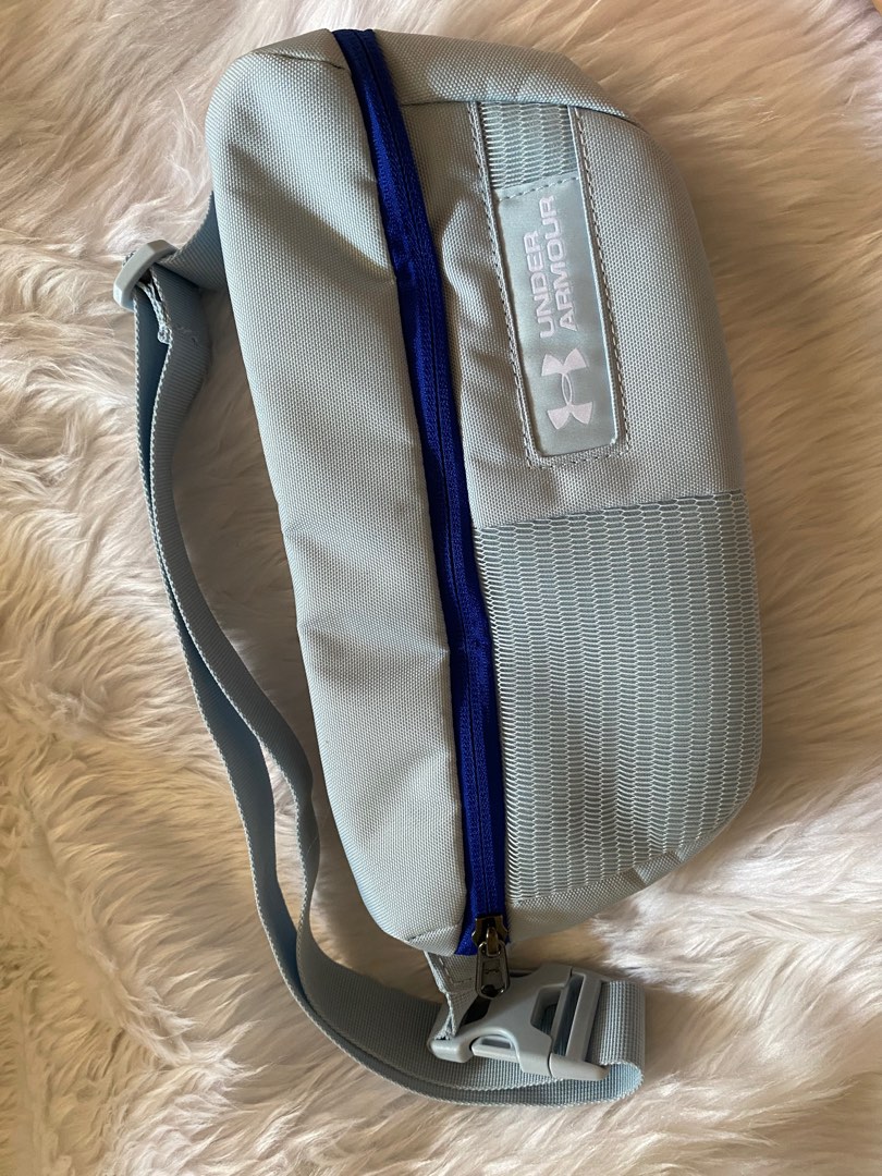 Under Armour Running Belt Bag - Light Blue, Men's Fashion, Bags, Belt ...