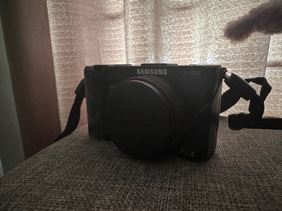 Vintage Samsung EX2F, Photography, Cameras on Carousell