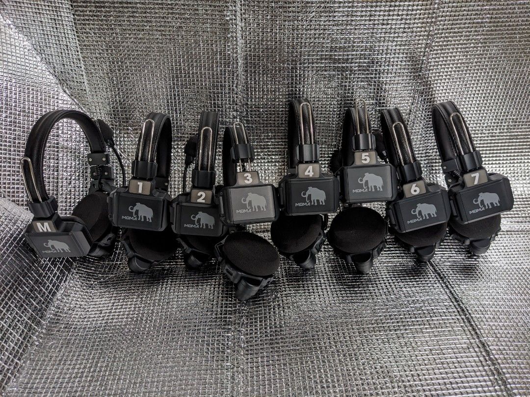 全新 ( 一拖七 ) 清貨 moma 猛瑪 立聲 頭戴 一體式 無線 導播 通話系統 8 headsets 350米 攝影 全雙工 ...