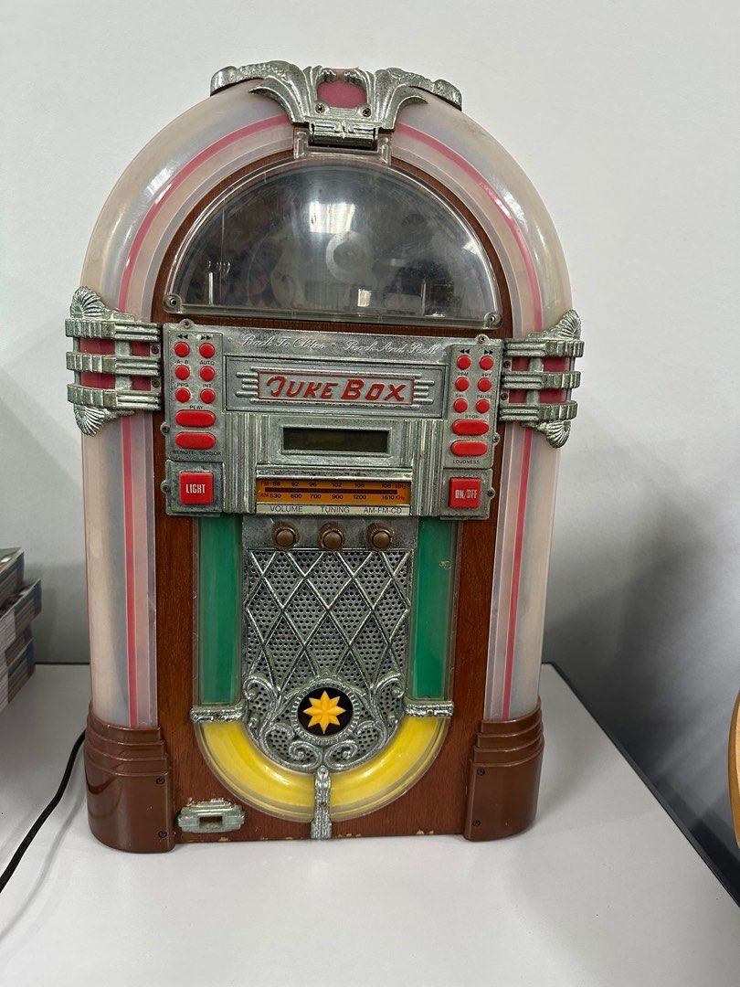 Antique CD Player cum Radio Player, Hobbies & Toys, Memorabilia ...