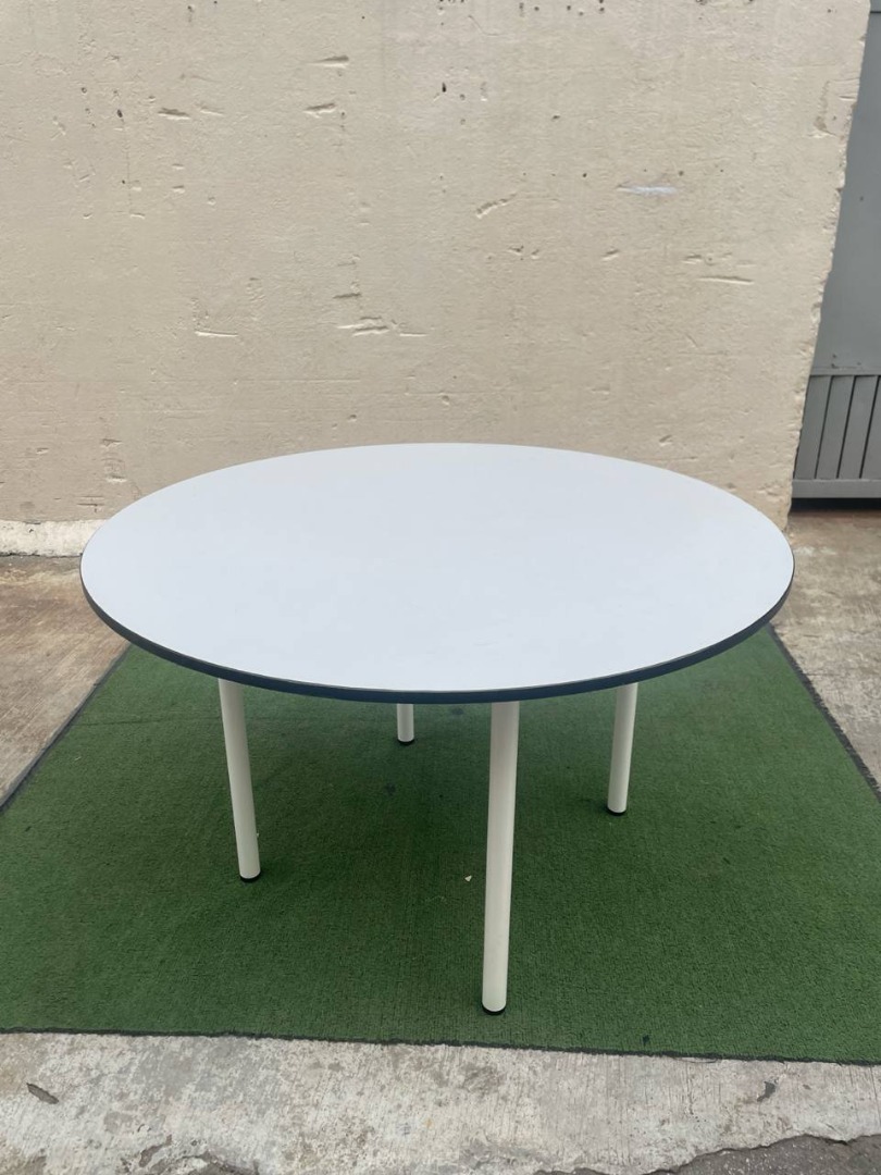 B388 Meja Bulat 4 Feet Round Table with IKEA ADILS Leg, Furniture ...
