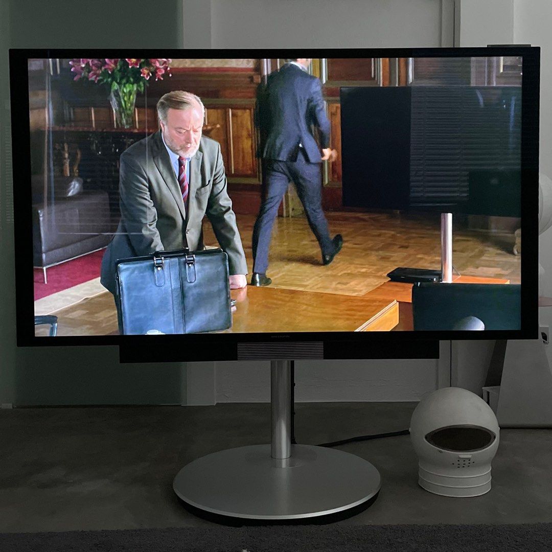Bang & Olufsen Beovision Avant 75 inch - 4K Ultra High Definition TV ...
