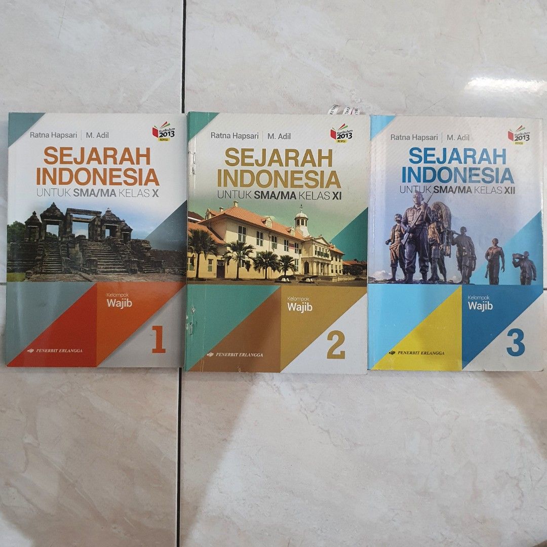 Buku Sejarah Indonesia untuk SMA Kelas 10,11,12, Buku & Alat Tulis ...