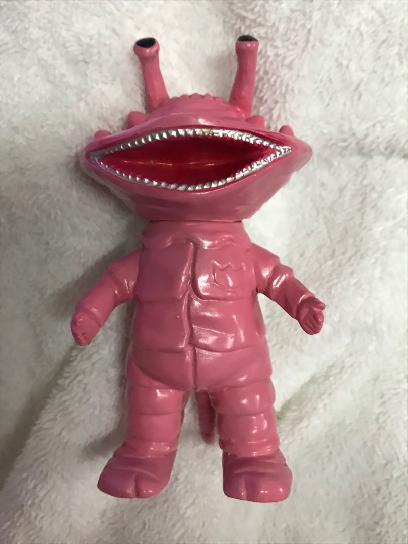 Bullmark 円谷怪獸Sofubi, 興趣及遊戲, 玩具 & 遊戲類 - Carousell