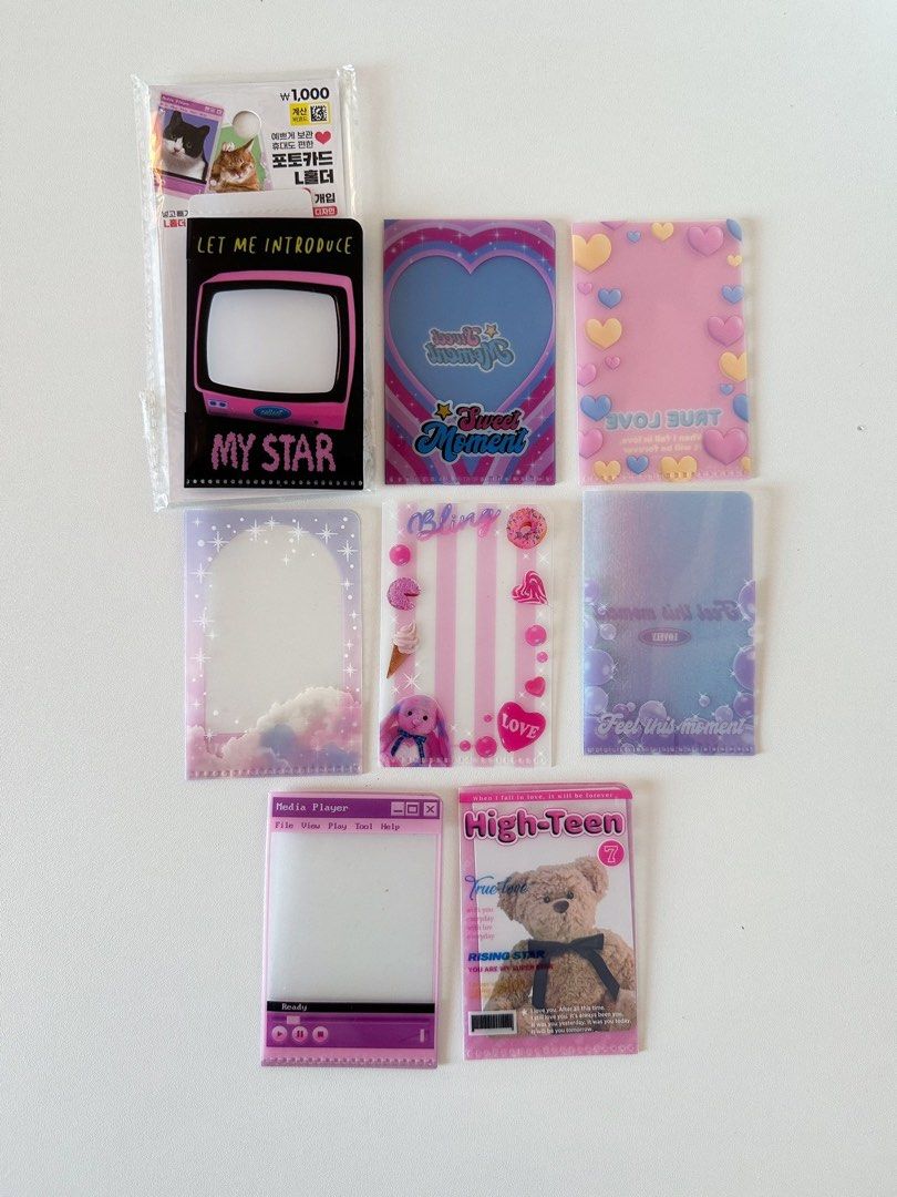 DAISO L-Holder / Photocard Frame Holder, Hobbies & Toys, Memorabilia ...