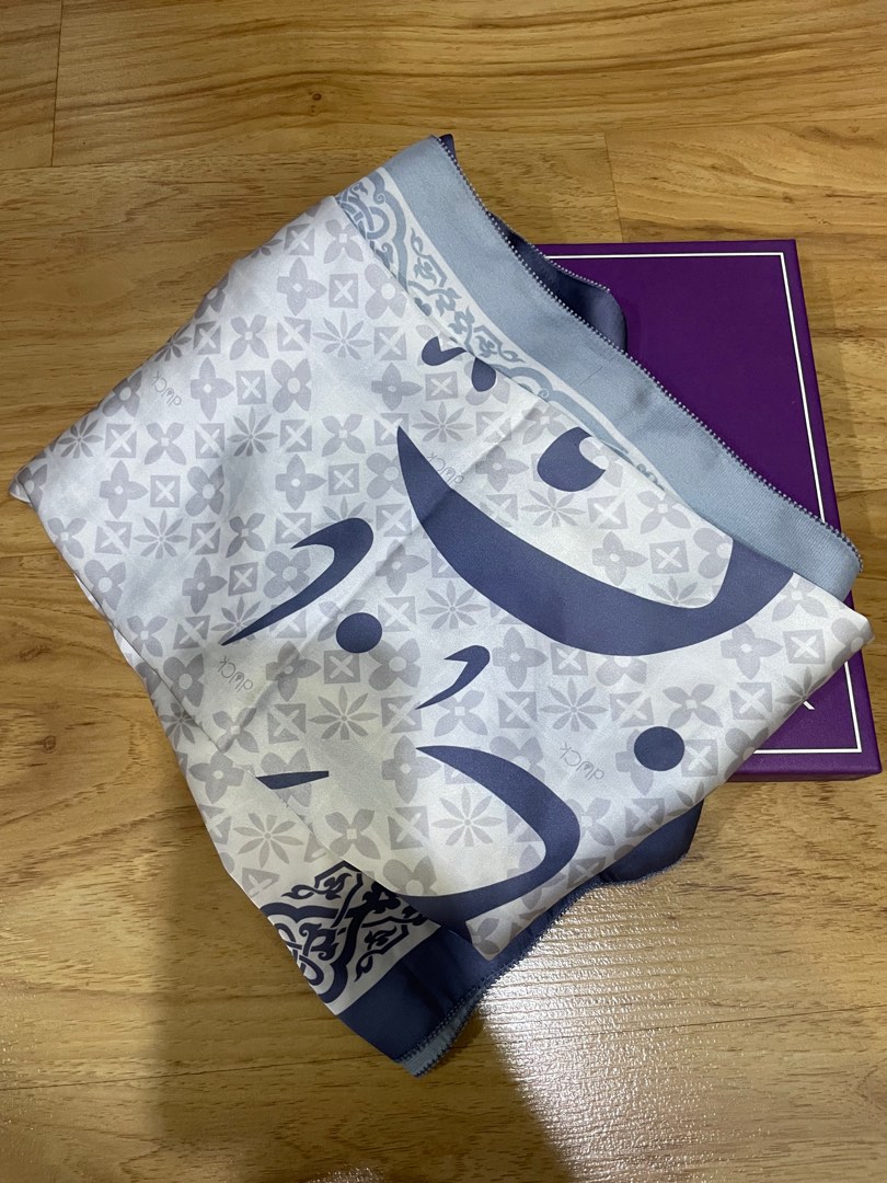 Duck shawl Unity in ocean, Women's Fashion, Muslimah Fashion, Hijabs on ...
