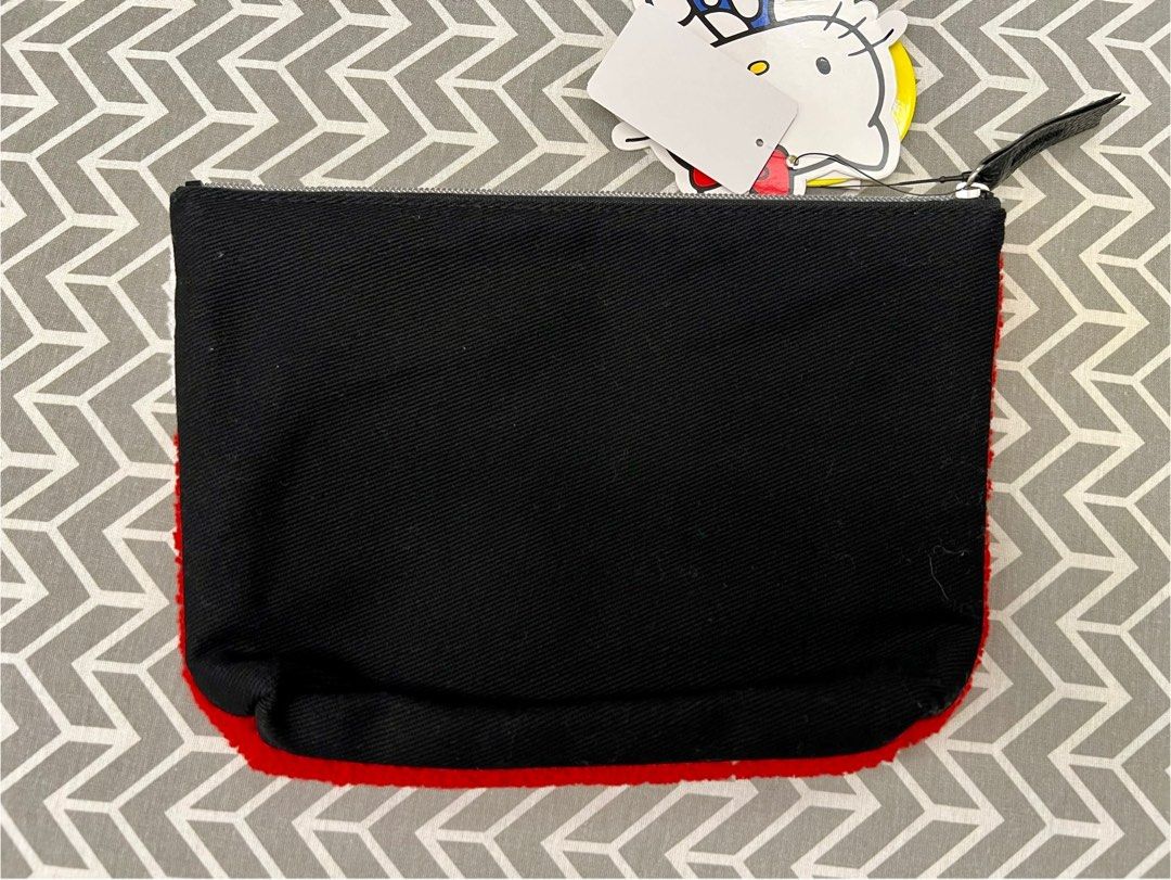 Hello kitty MULCH POUCH from japan, Women's Fashion, Bags & Wallets ...