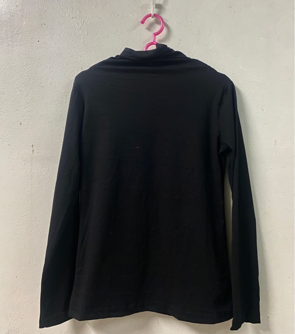 Inner neck hitam, Women's Fashion, Tops, Sleeveless on Carousell