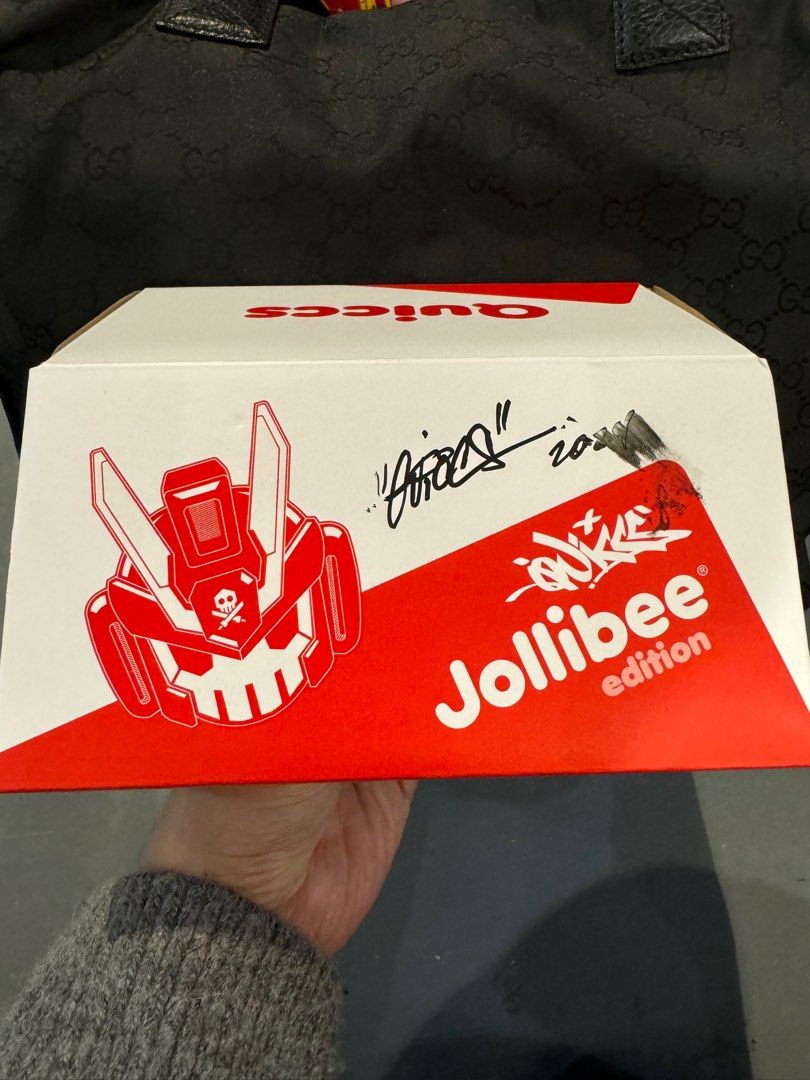 Jollibee x quiccs jolliteq, Hobbies & Toys, Memorabilia & Collectibles ...