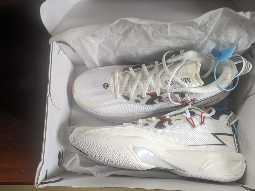 Li-Ning Wade Fission 9 `Tour`, Men's Fashion, Footwear, Sneakers on ...