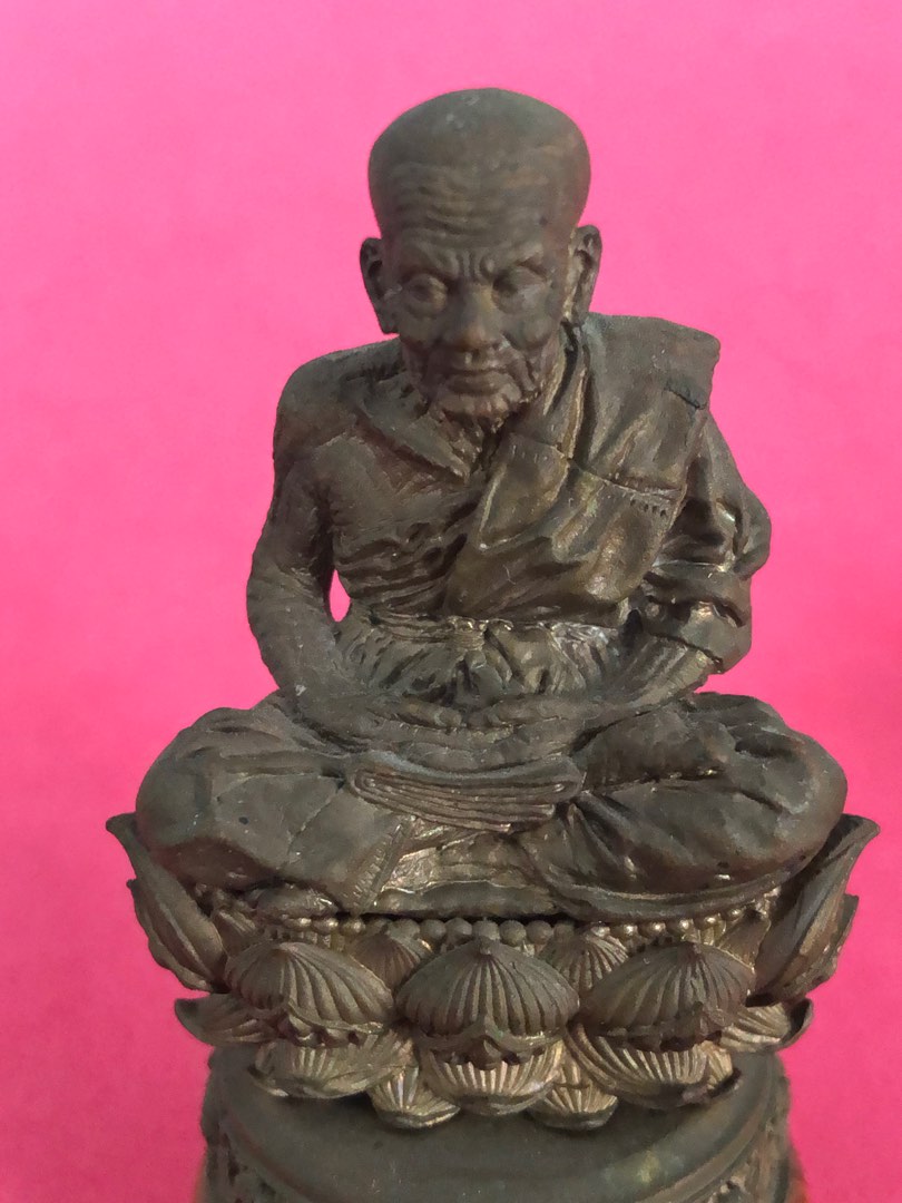 Lp Thuat, Hobbies & Toys, Memorabilia & Collectibles, Religious Items ...