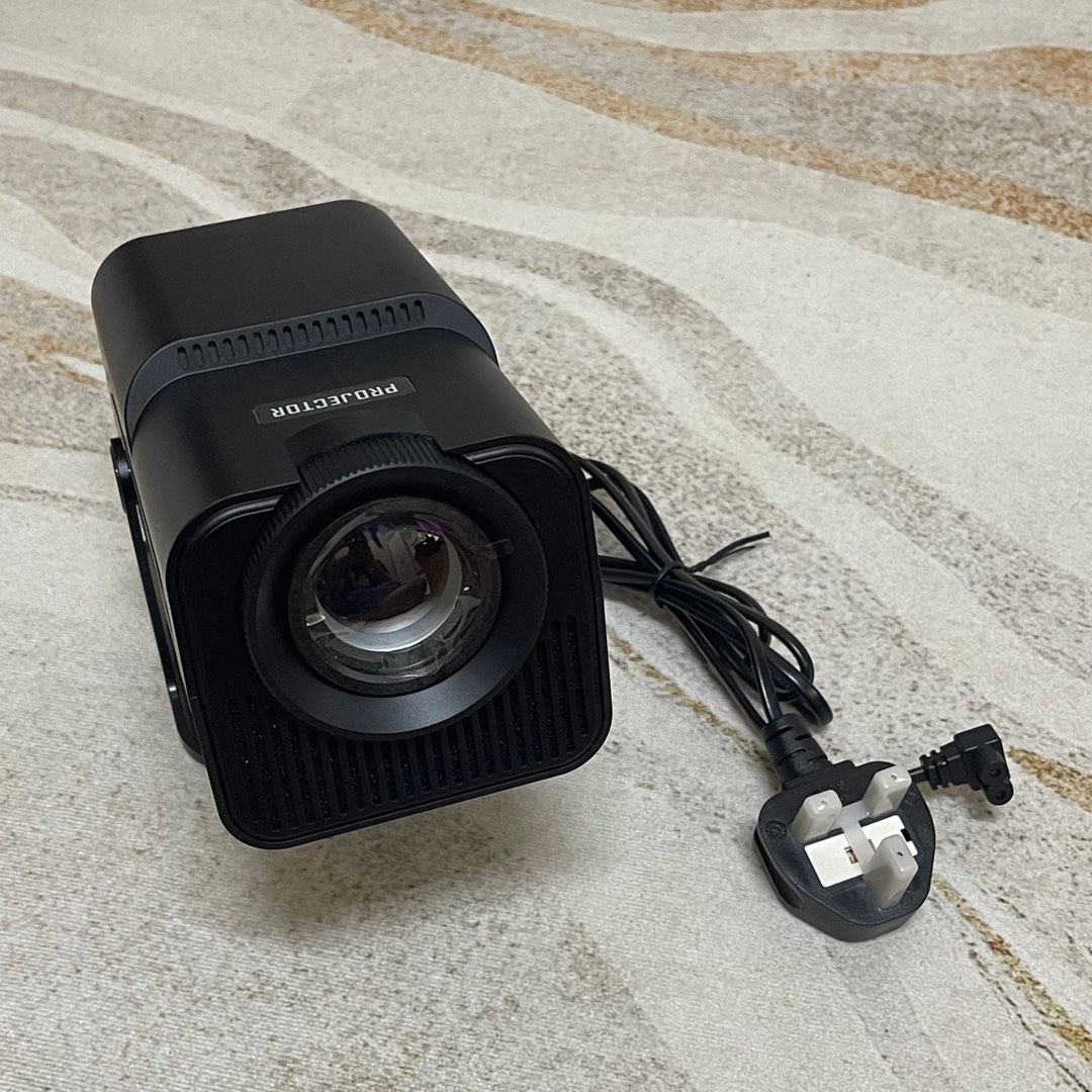 Mini Portable Projector with Android 11OS, Native 1080P HD projector ...