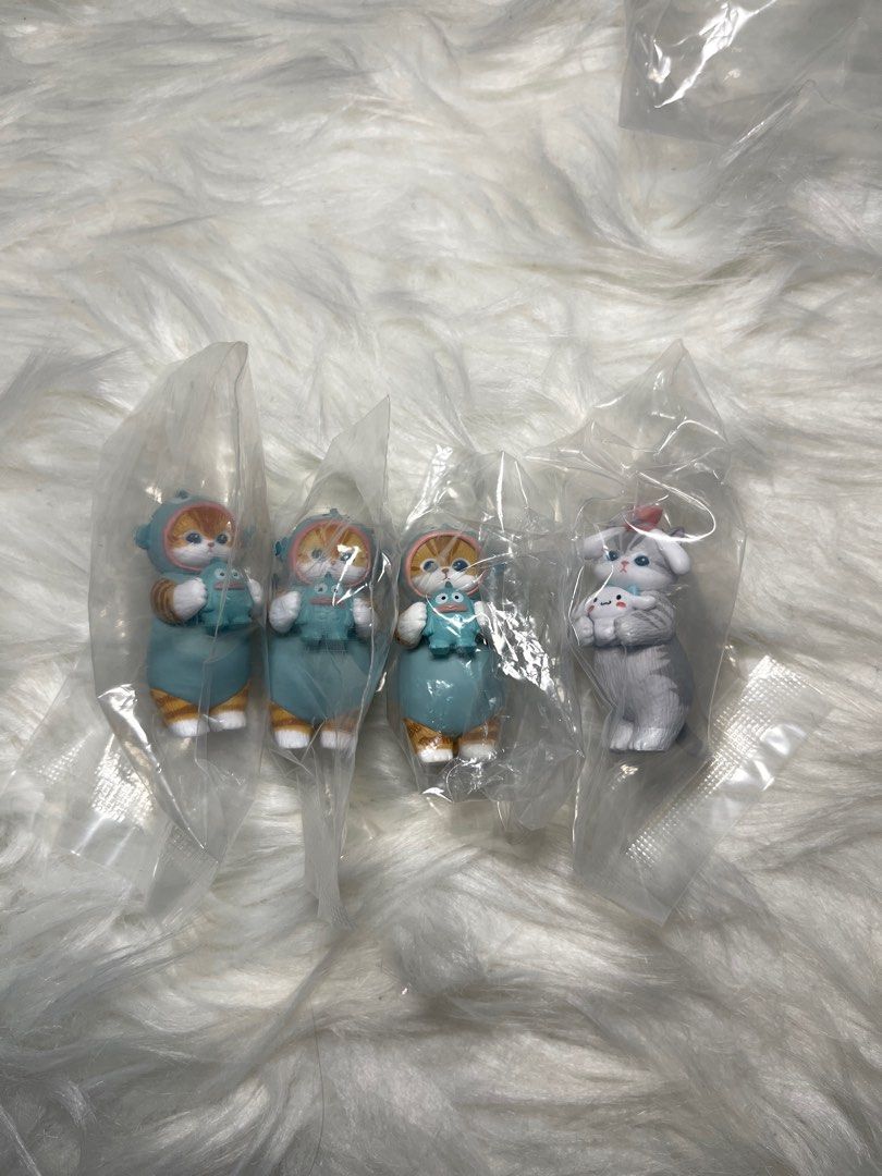 mofusand hangyodon ugly fish hello kitty cinnamaroll sanrio, Hobbies ...