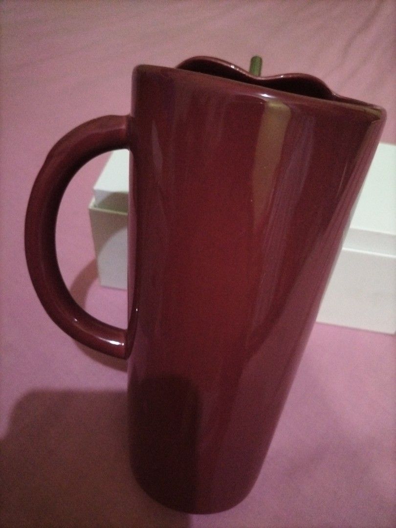Mug Maroon, Perabotan Rumah di Carousell