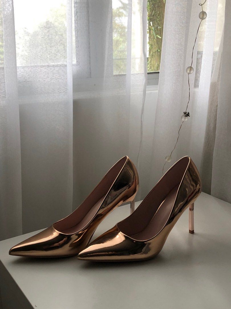 NOSE Golden Chrome Pointy High Heel, Women's Fashion, Footwear, Heels ...