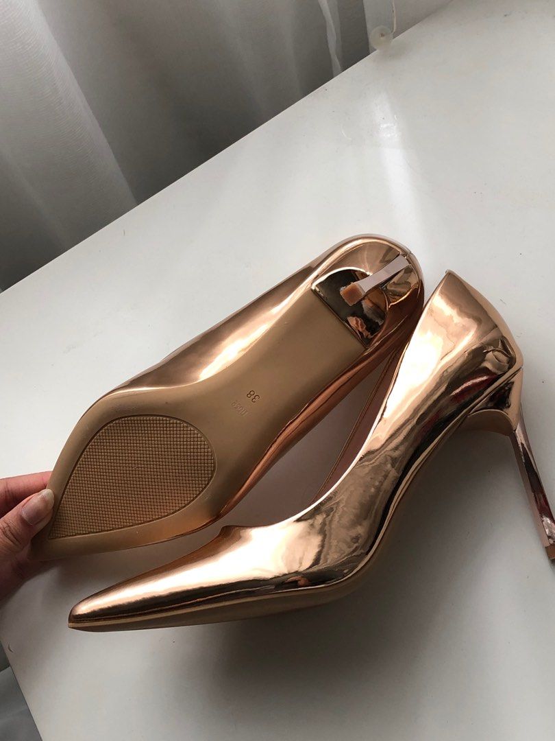NOSE Golden Chrome Pointy High Heel, Women's Fashion, Footwear, Heels ...
