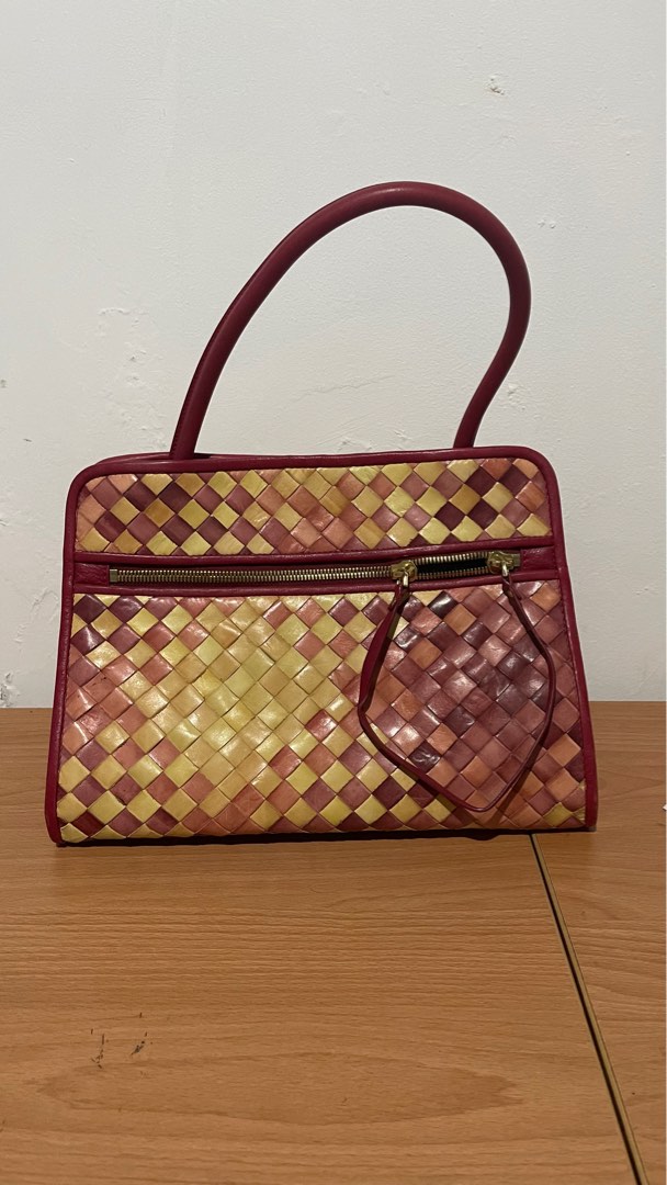 Pink Banig-Inspired Shoulder Bag, Women's Fashion, Bags & Wallets ...