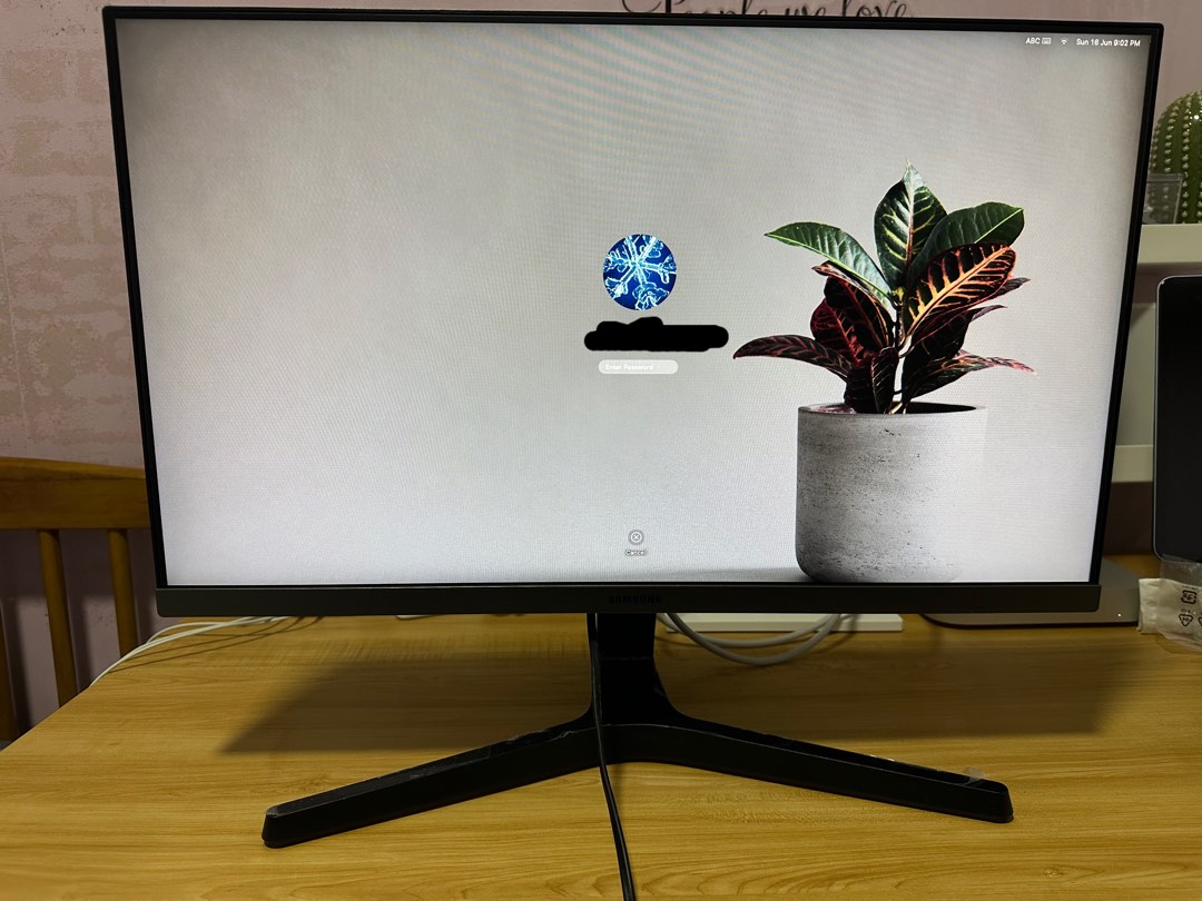 Samsung 24 inch Bezel-less LED Monitor SR350 FHD, Computers & Tech ...
