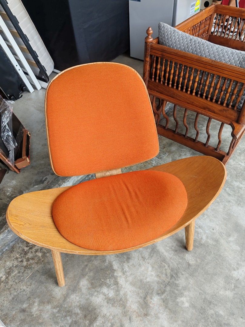 Shell Lounge chair, Furniture & Home Living, Furniture, Chairs on Carousell