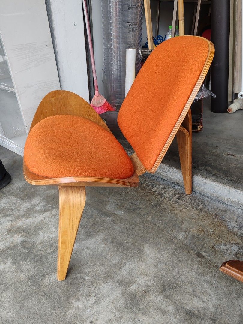 Shell Lounge chair, Furniture & Home Living, Furniture, Chairs on Carousell