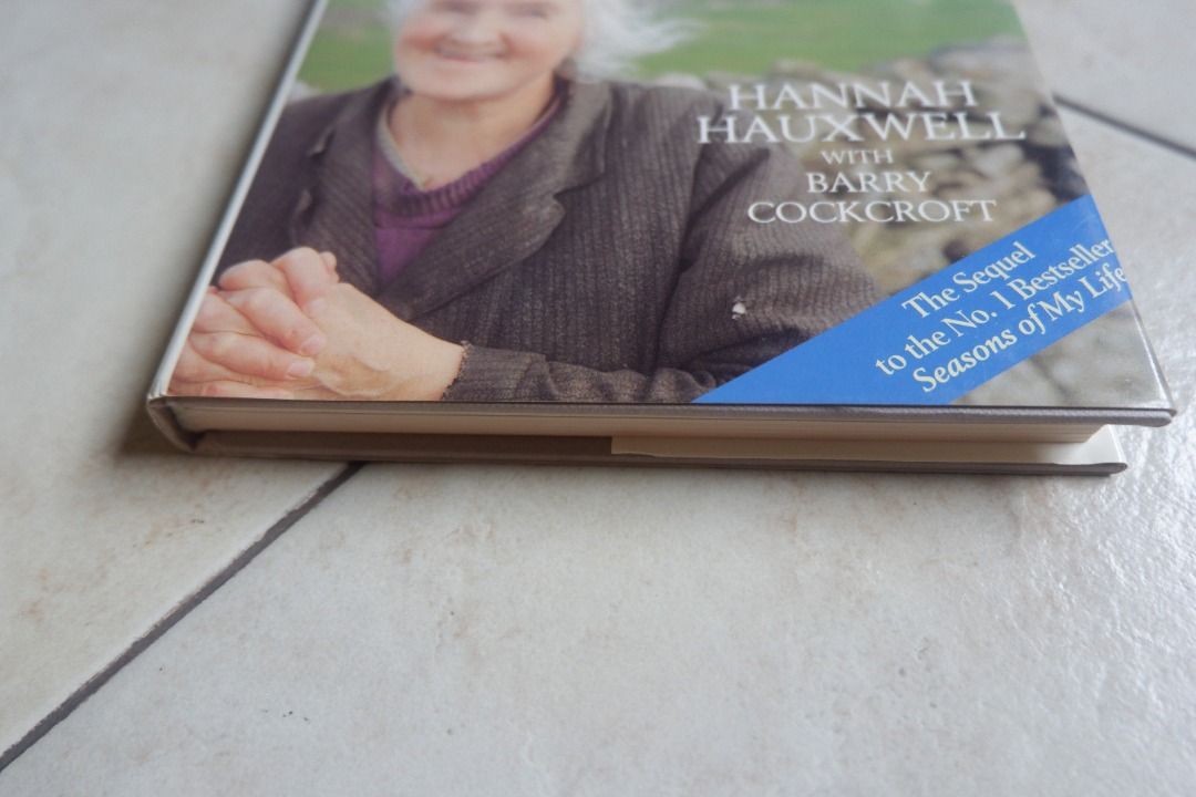 The World of Hannah Hauxwell: Daughter of the Dales [COFFEE TABLE BOOK ...