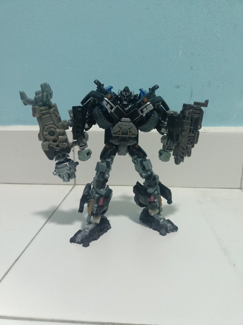 TRANSFORMERS DOTM : MECH TECH IRONHIDE, Hobbies & Toys, Toys & Games on ...