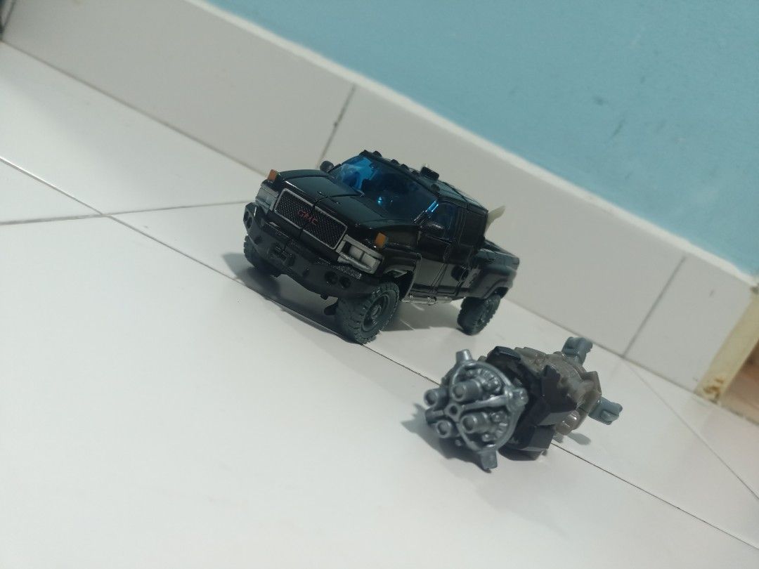 TRANSFORMERS DOTM : MECH TECH IRONHIDE, Hobbies & Toys, Toys & Games on ...