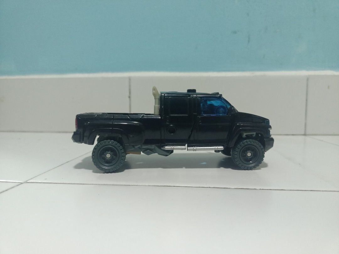 TRANSFORMERS DOTM : MECH TECH IRONHIDE, Hobbies & Toys, Toys & Games on ...