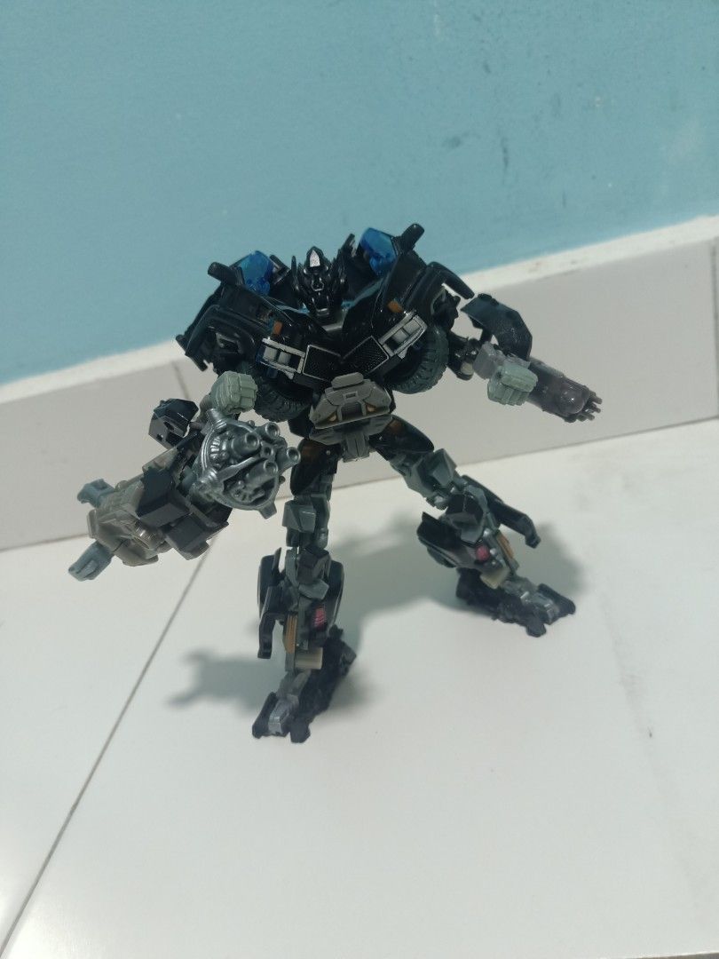 TRANSFORMERS DOTM : MECH TECH IRONHIDE, Hobbies & Toys, Toys & Games on ...