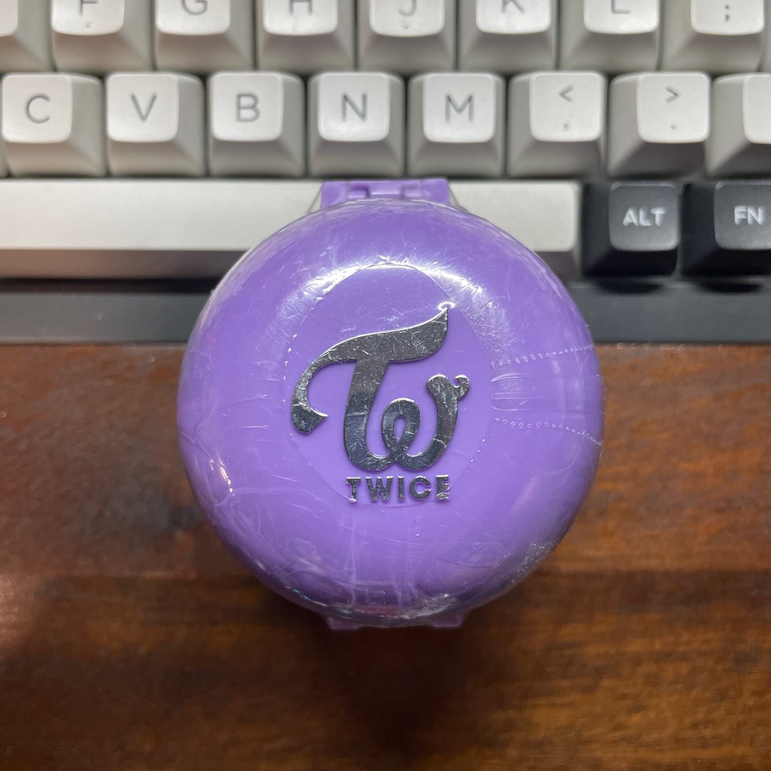 Twice Lovely Savely V1 Laburi Gashapon Ring, Hobbies & Toys ...