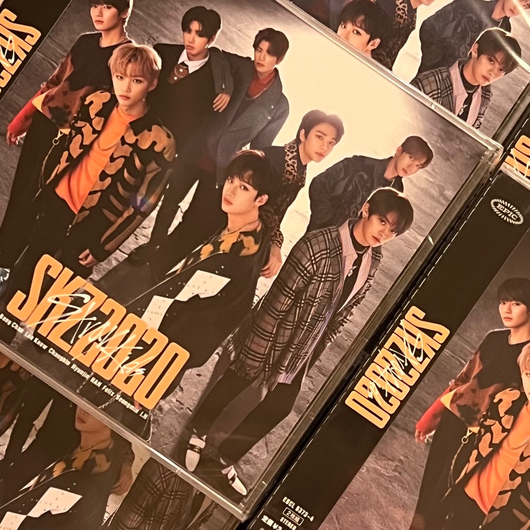 現貨 straykids 迷 skz2020日本專輯 全新未拆 非初回盤, 興趣及遊戲, 收藏品及紀念品, 韓流 - Carousell