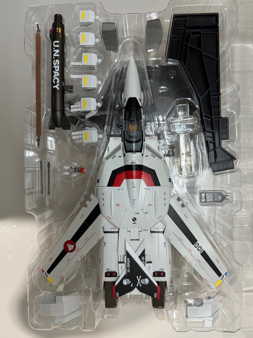 （暫已保留待交收）已開 VF-1S Macross 超時空要塞 DX 超合金 Hikaru Ichijo Movie Edition 電影版 Valkyrie, 興趣及遊戲, 玩具 & 遊戲類 ...