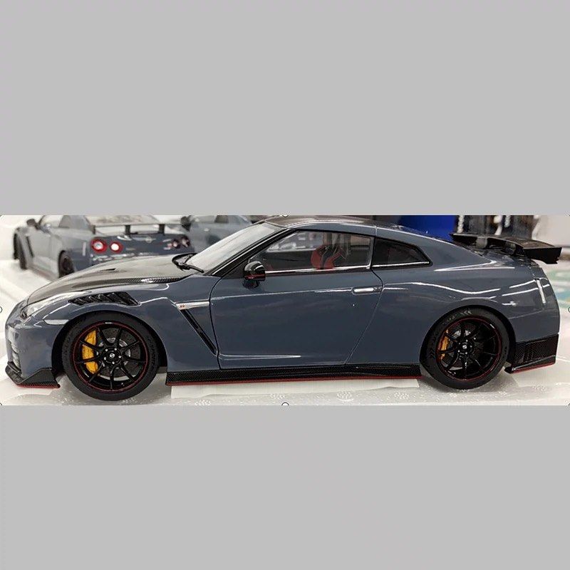 Autoart 1/18 diecast Nissan GTR Nismo Special Edition Grey Carbon ...