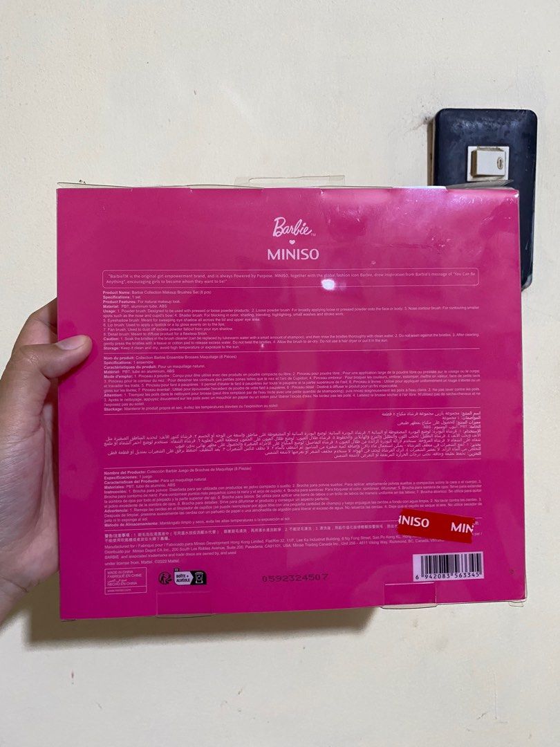 Barbie Brush Set Makeup Miniso, Kesehatan & Kecantikan, Rias Wajah di ...