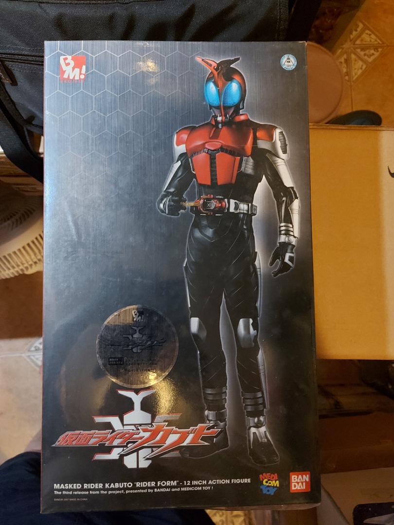 (全新-開盒check件) Medicom Project BM 12" 1/6 Rider Kabuto 幪面超人 甲鬥王, 興趣及遊戲, 玩具 & 遊戲類 - Carousell
