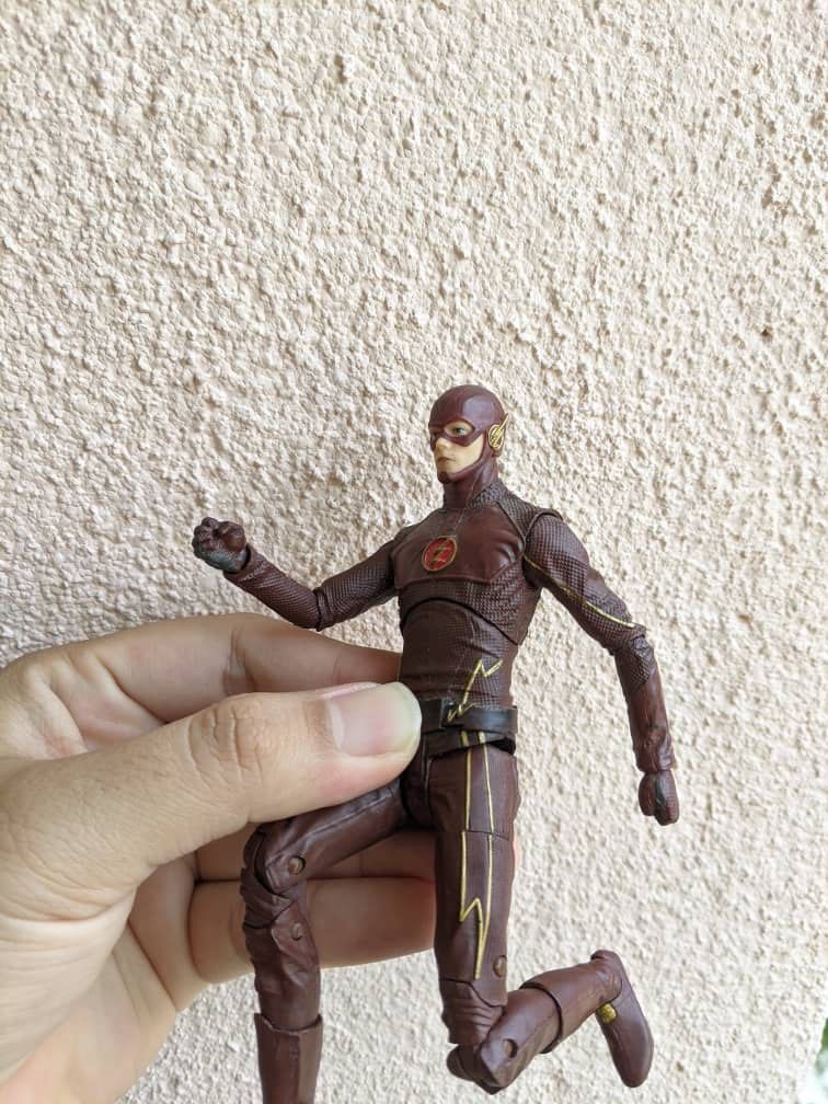 DC collectibles CW The Flash, Hobbies & Toys, Toys & Games on Carousell