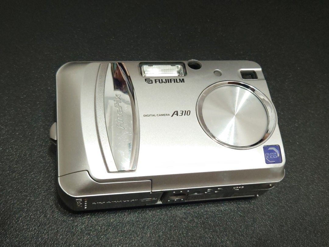 [零件機]FUJIFILM 富士 FinePix A310 CCD 小紅書 底片模擬 Y2K 復古 佳能 IXY IXUS可參考 附電池, 相機攝影, 相機在旋轉拍賣