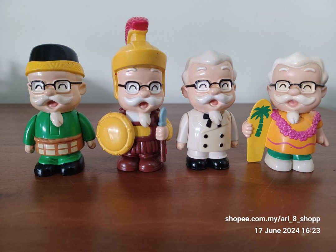 KFC Colonel Sanders Around the World Figurines 1999 Complete Set ...