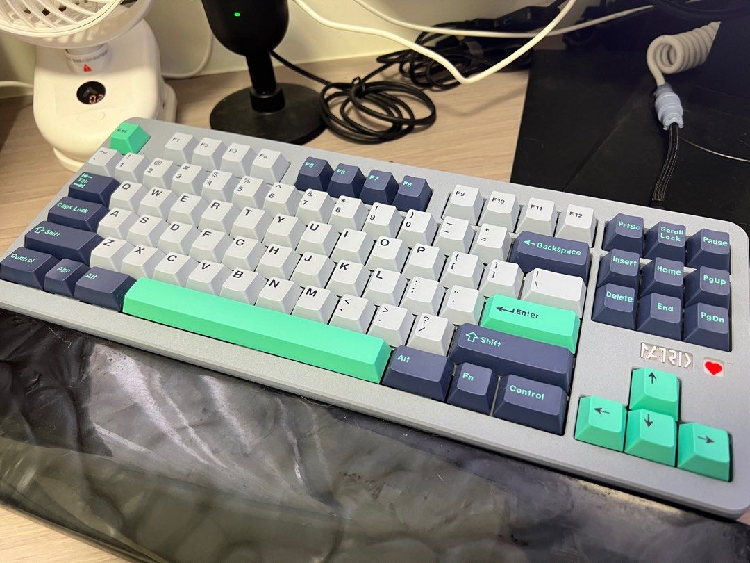 Matrix me matrix keyboard 客制化 diy , 電腦＆科技, 電腦周邊及配件, 電腦鍵盤及相關產品 - Carousell