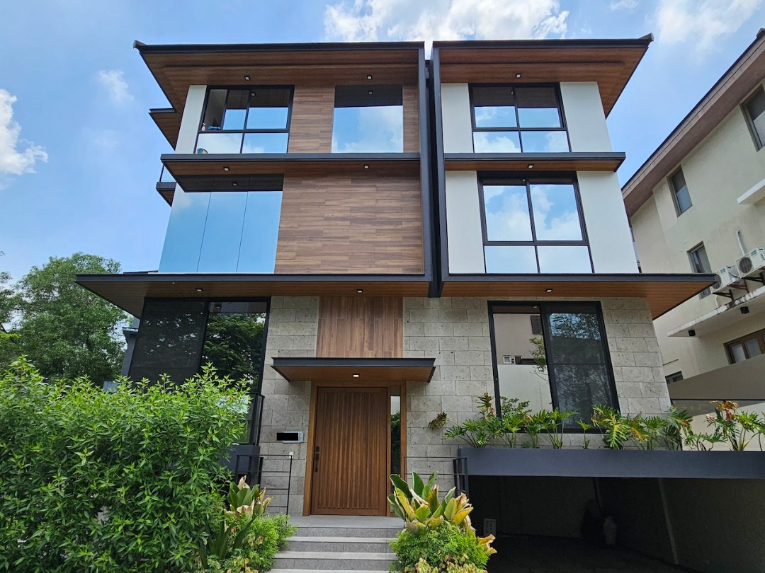 MCKINLEY HILL NEW HOUSE FOR SALE NEAR BGC FORT MCKINLEY WEST, Property ...