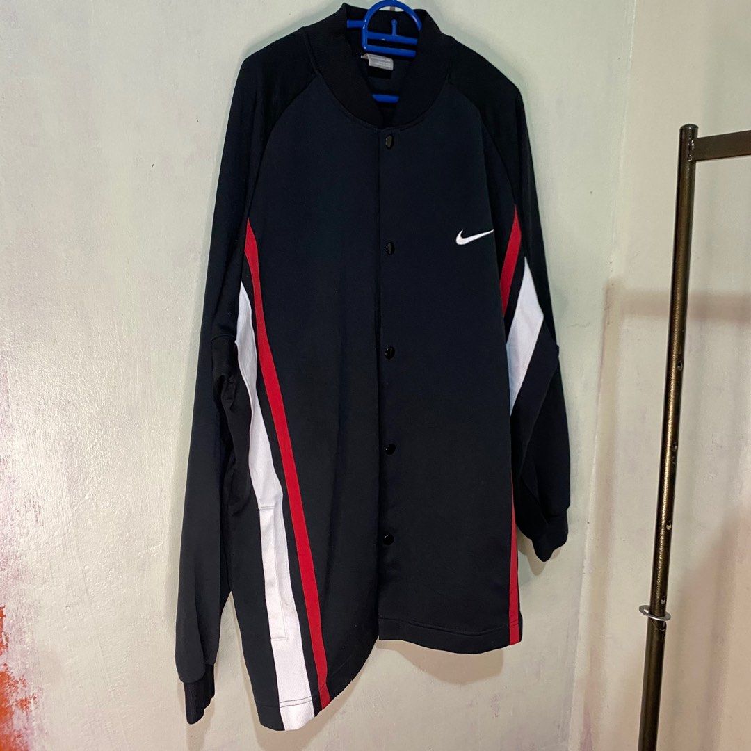 NIKE BASKETBALL JACKET, Men's Fashion, Activewear on Carousell