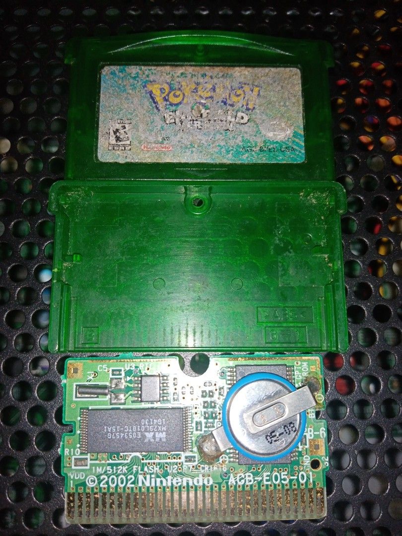Pokemon Emerald original, Video Gaming, Video Games, Nintendo on Carousell