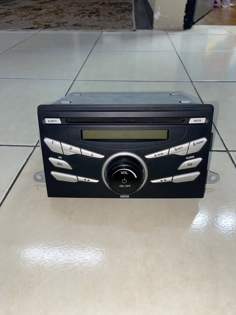 Radio, speaker dan casing axia G 2014, barang semua okey lagi. Sesuai ...