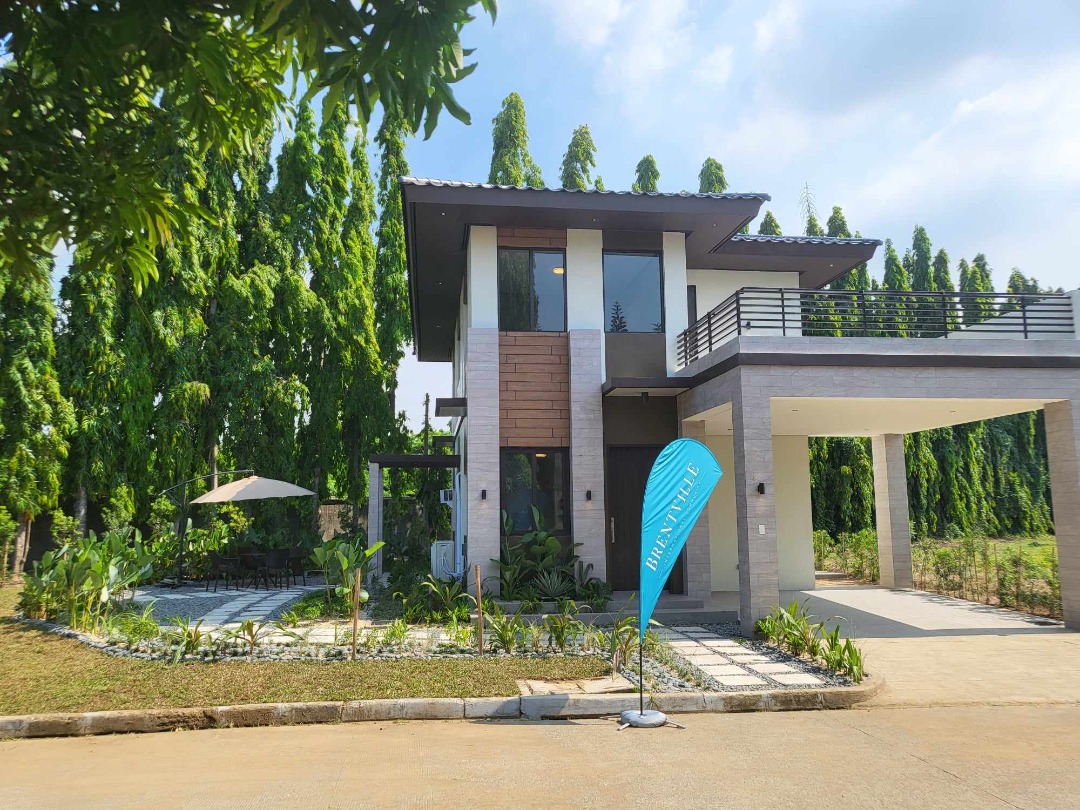 READY FOR OCCUPANCY!!! Brentville 2 Storey Single Detached Townhouse ...